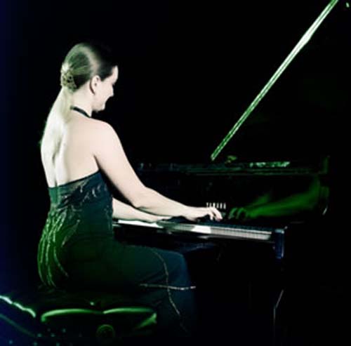 Por primera vez en el Perú Alesia Arnatovich | Serperuano.com