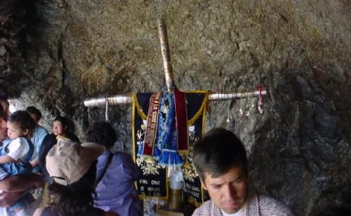 Cruz de Motupe tiene incrustados unos 20 kilos de oro y plata ...