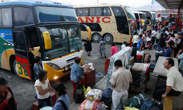 Hasta en 200% se elevan Pasajes en Terminales de Transporte Terrestre ...