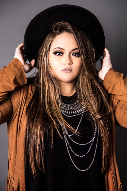 “Junto a mí”: Susan Prieto apunta al mercado internacional con nuevo ...