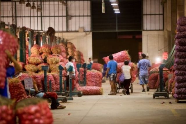 Siguen bajando Precios de Productos en Gran Mercado Mayorista de Lima ...